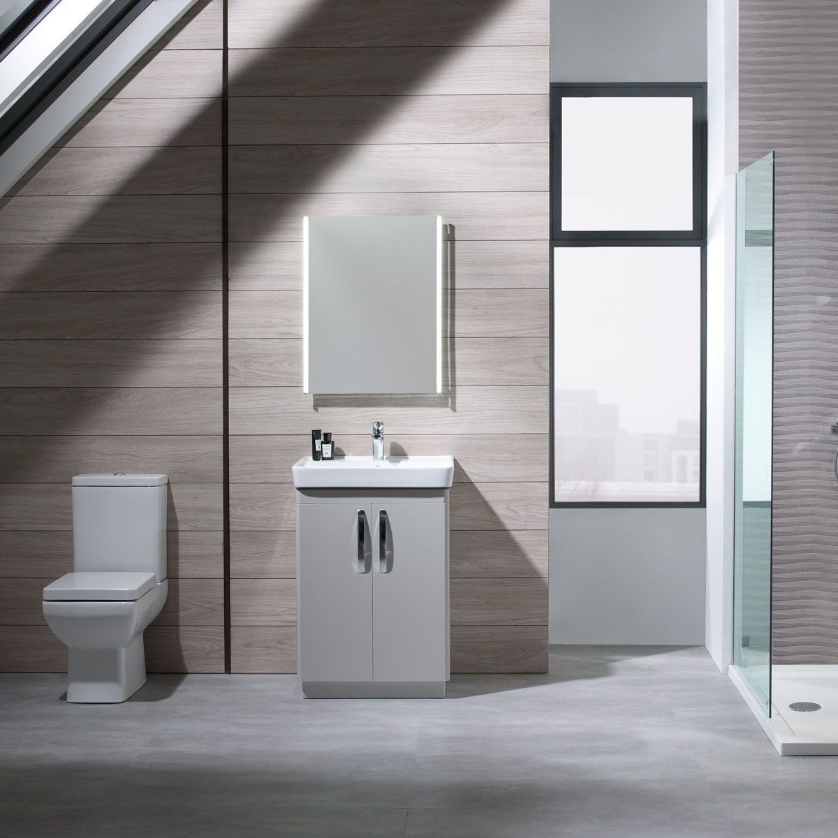 Tavistock Compass 600mm Freestanding Vanity Unit & Ceramic Basin