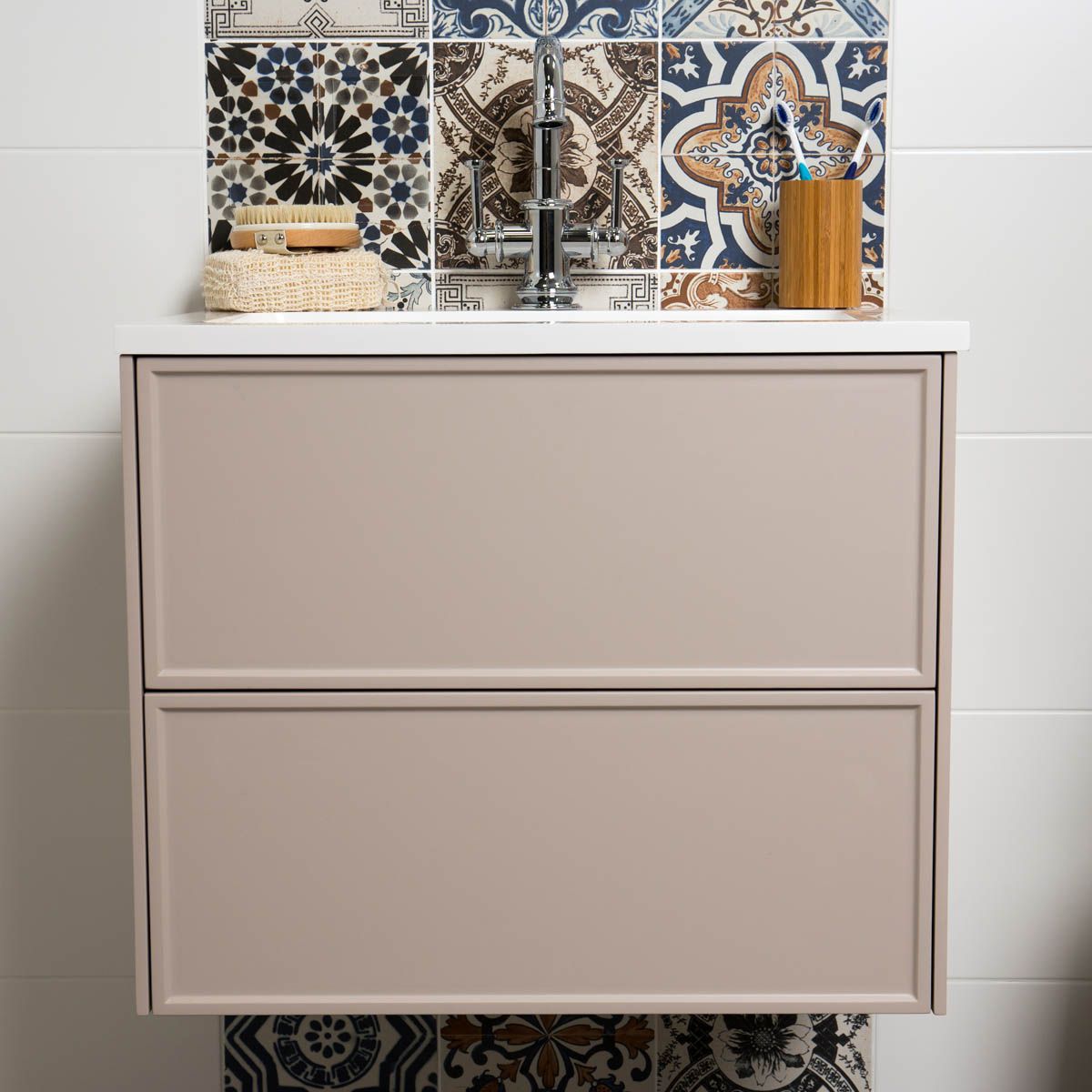 Easy Bathrooms Kendal 500mm Wall Hung Vanity Unit in French Blush ...